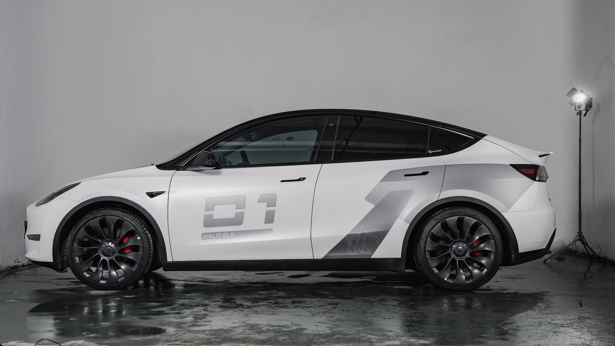 Dry Carbon Fibre Rear Spoiler (for Tesla Model 3 / Model Y) – HALO BLK ...